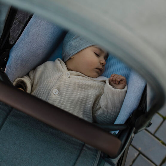 Joolz Aer Carrycot | Lay Your Baby Comfortably in The Carrycot